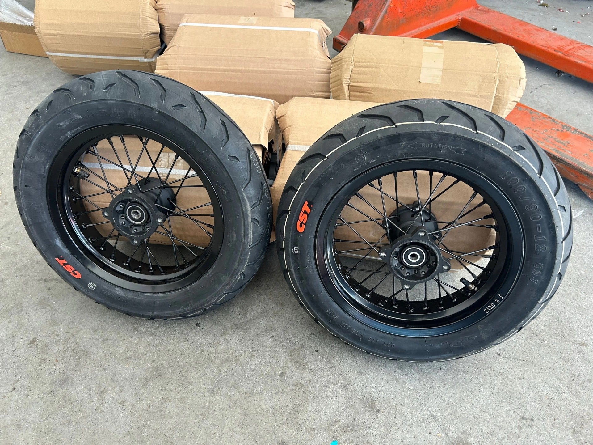 12" Blacked Out Wheel Set | Yelnats Builds Electrek